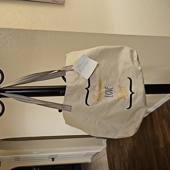 thirty-one | Bags | Thirty One Canvas Tote With Embroidery Included ...